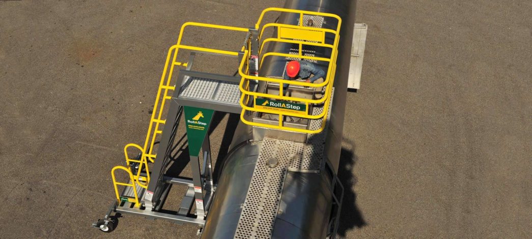 Mobile Staircase Over Tanker Truck - SafeRack