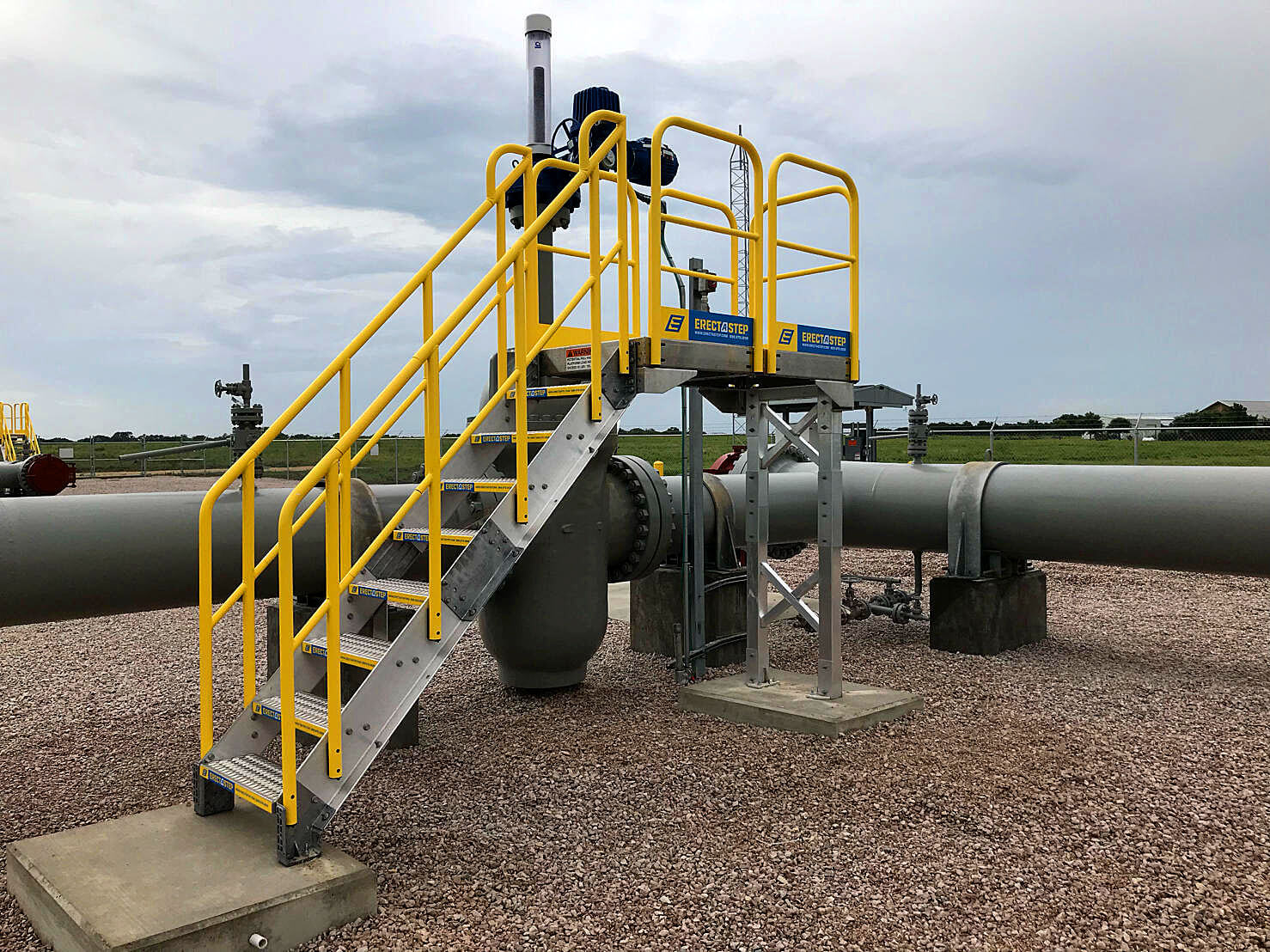 Metal Work Platforms & Stair Systems - SafeRack