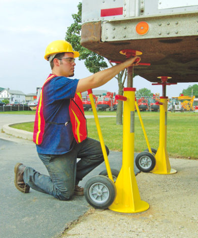 Truck Trailer Stabilizer Jack Stands - SafeRack