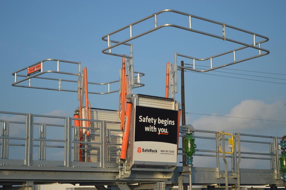 Railcar Gangway Fall Protection Cage - SafeRack