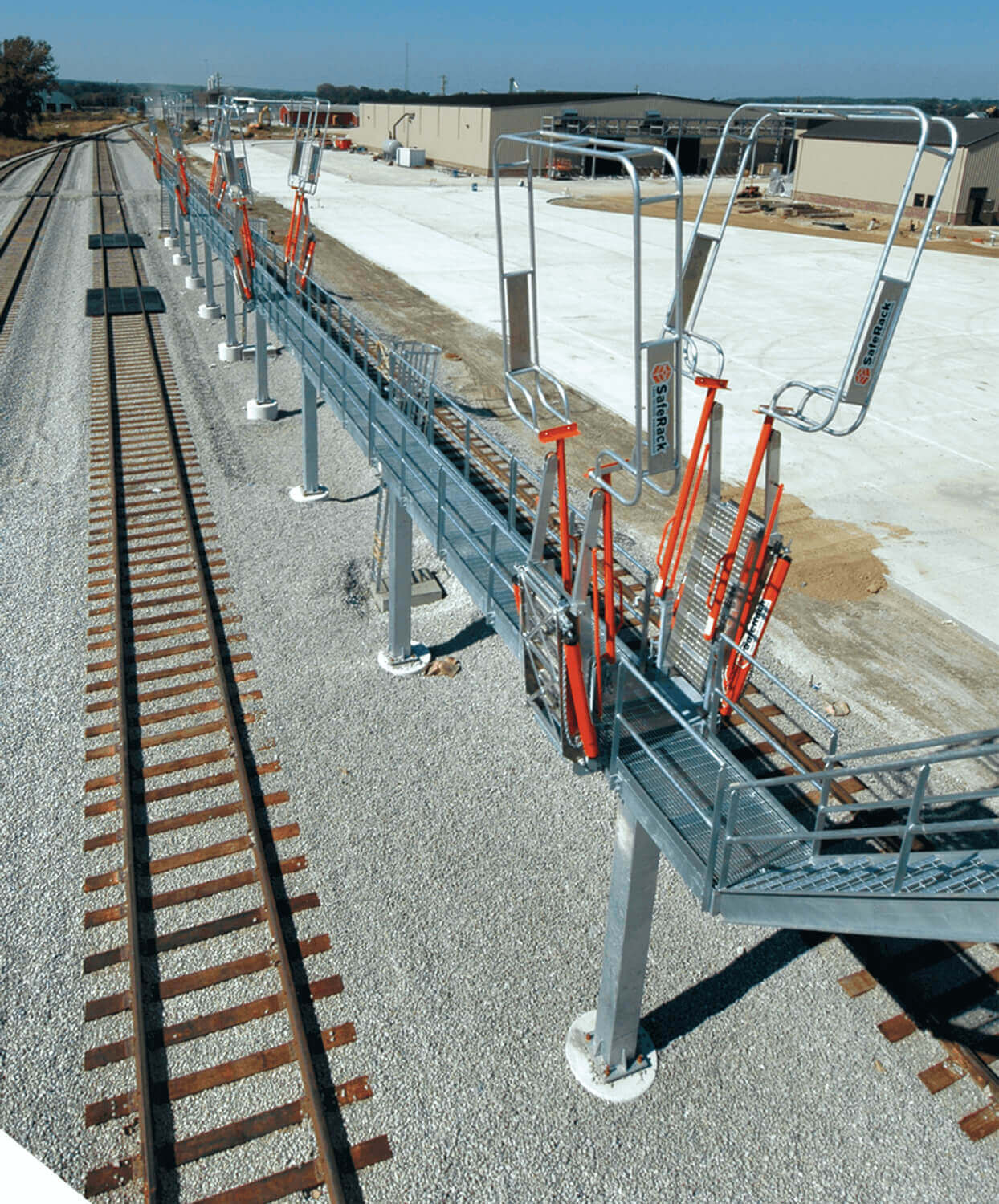 Railcar Platform With Railroad Clearance - SafeRack